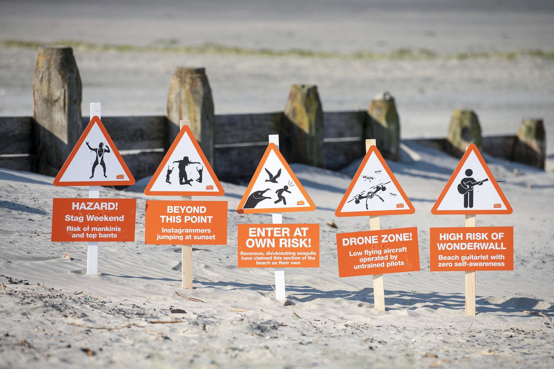 EasyJet Holidays — Warning Signs By Taylor Herring – THEINSPIRATION.COM