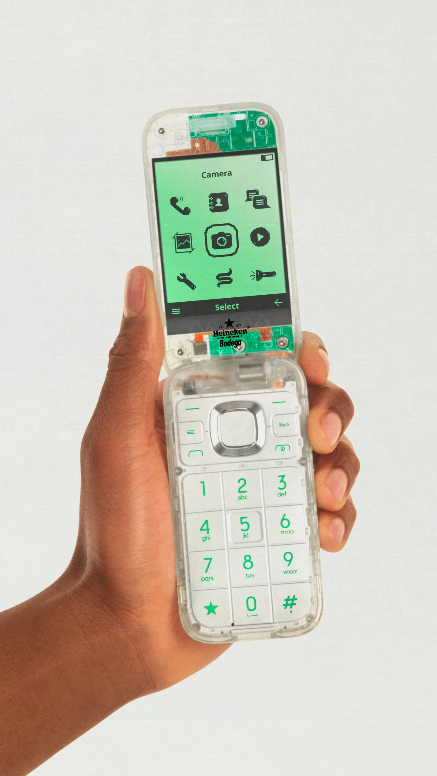 Heineken® x Bodega — The Boring Phone – THEINSPIRATION.COM